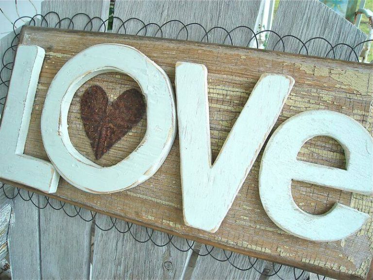 31+ Heartwarming Love Wood Sign Ideas to Personalize Your Home (2024)