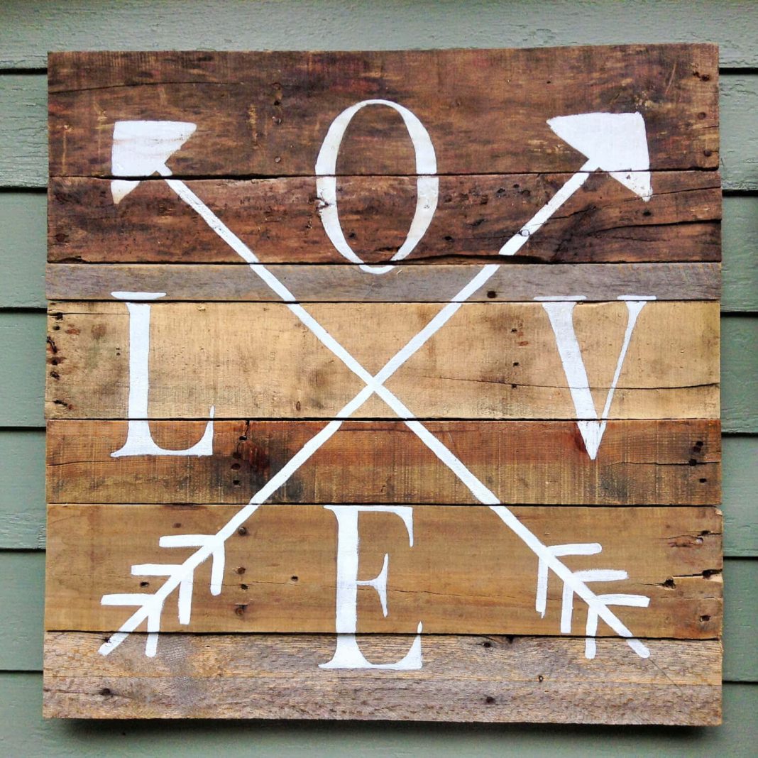 31+ Heartwarming Love Wood Sign Ideas to Personalize Your Home (2024)