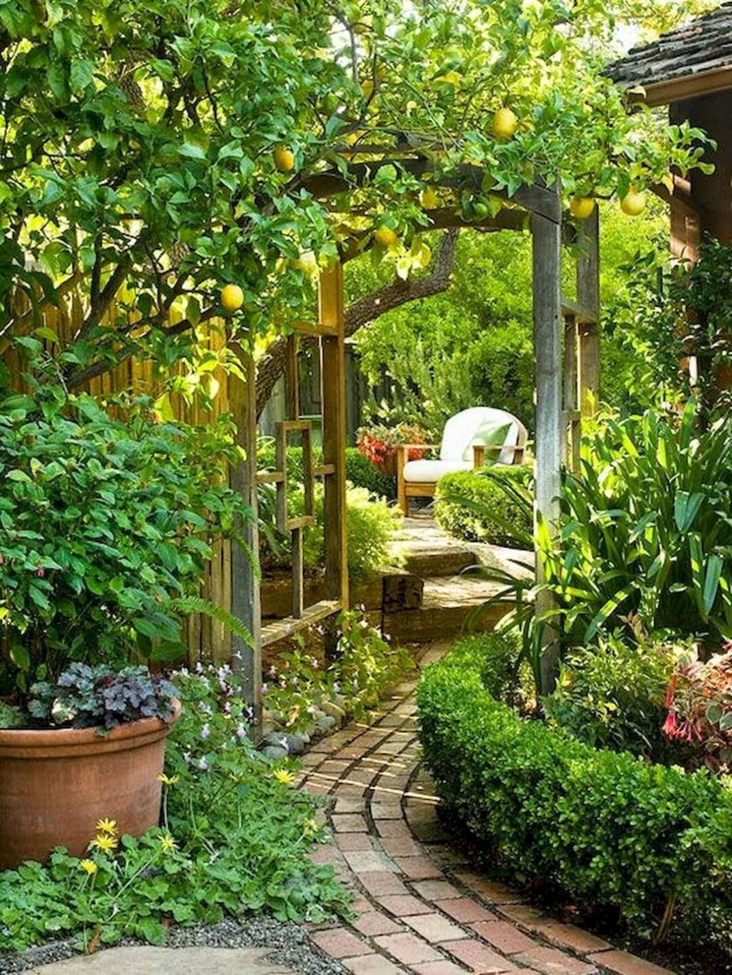 39+ Whimsical Garden Decor Ideas to Create a Dreamy Retreat 2024