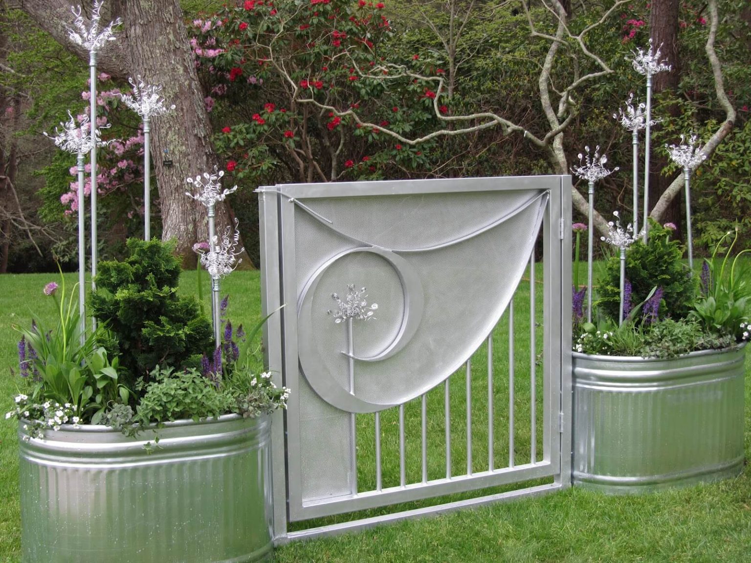 39+ Gorgeous DIY Garden Gate Ideas To Enhance Your Landscape (2024)