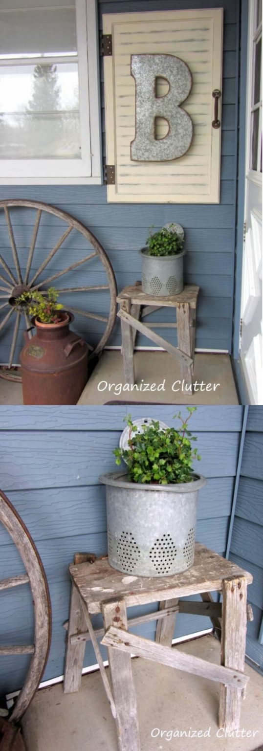 17+ Stunning Outdoor Wall Decor Ideas & Designs To Beautify Your Porch