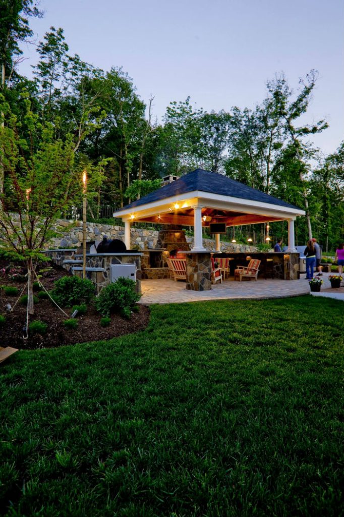 43+ Beautiful Backyard Pavilion Ideas (With Pictures) for 2024