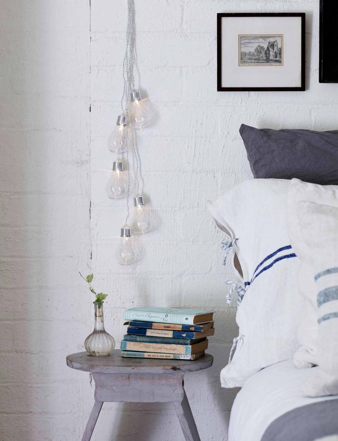 41+ Awesome DIY Fairy Light Decor Ideas For Your House in 2024