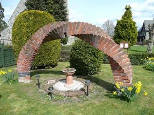 16+ Creative Ways To Use Old Bricks In Your Garden – FarmFoodFamily