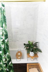 15+ Best Tropical Bathroom Decor Ideas & Designs For 2024