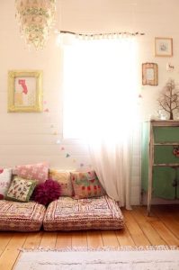 20 Simple Ideas To Decorate Your Room & Make It Look Like In Your Dreams