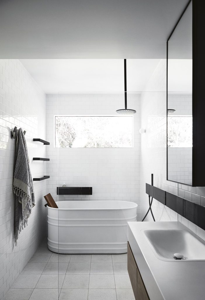 23+ Modern White Bathroom Ideas & Designs For 2024