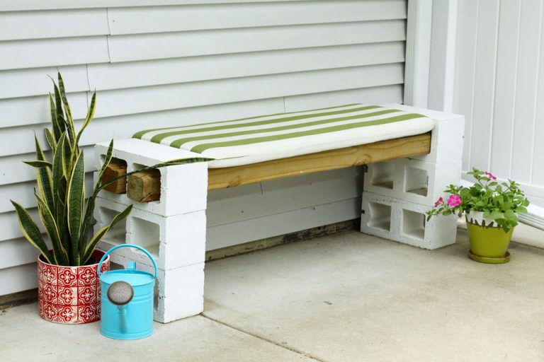 20+ Best Outdoor Cinder Block Bench Ideas & Designs For 2024