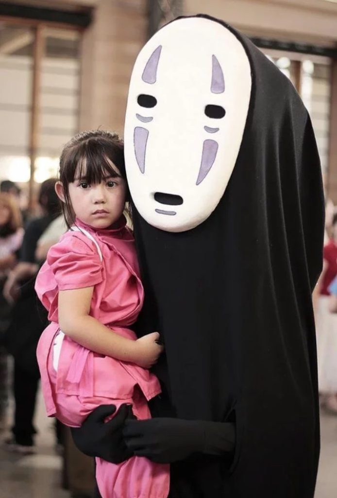 22+ Inexpensive Costumes for Kids and Adults That Can be Made at Home
