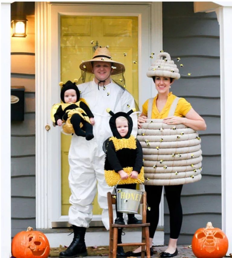22+ Inexpensive Costumes for Kids and Adults That Can be Made at Home