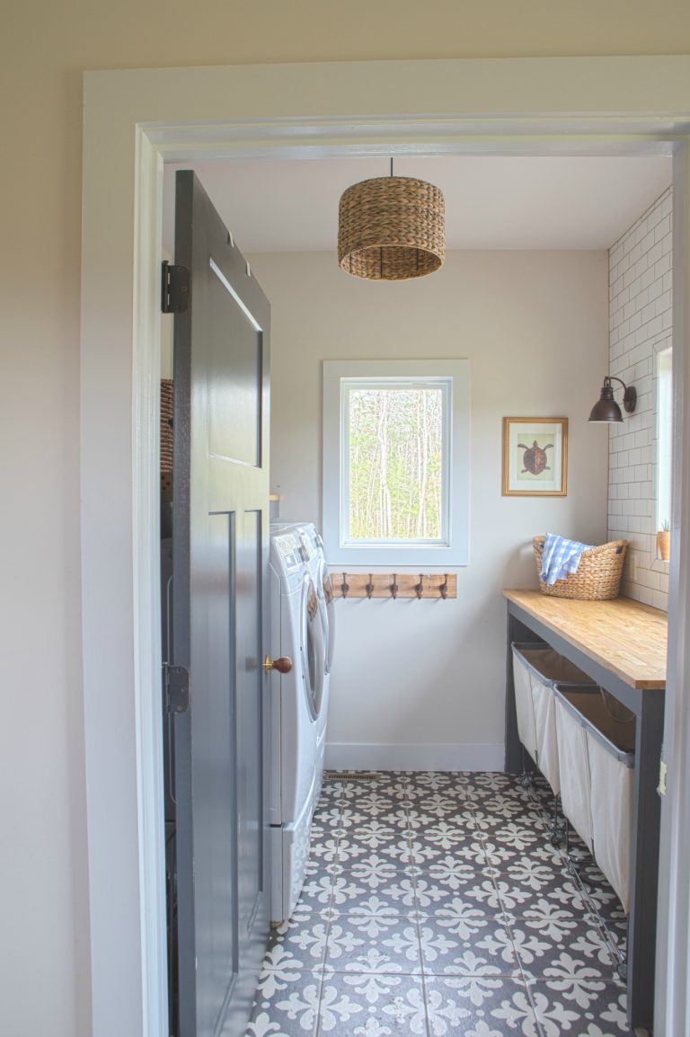 10+ Best Laundry Room Lighting Decor Ideas & Designs In 2024