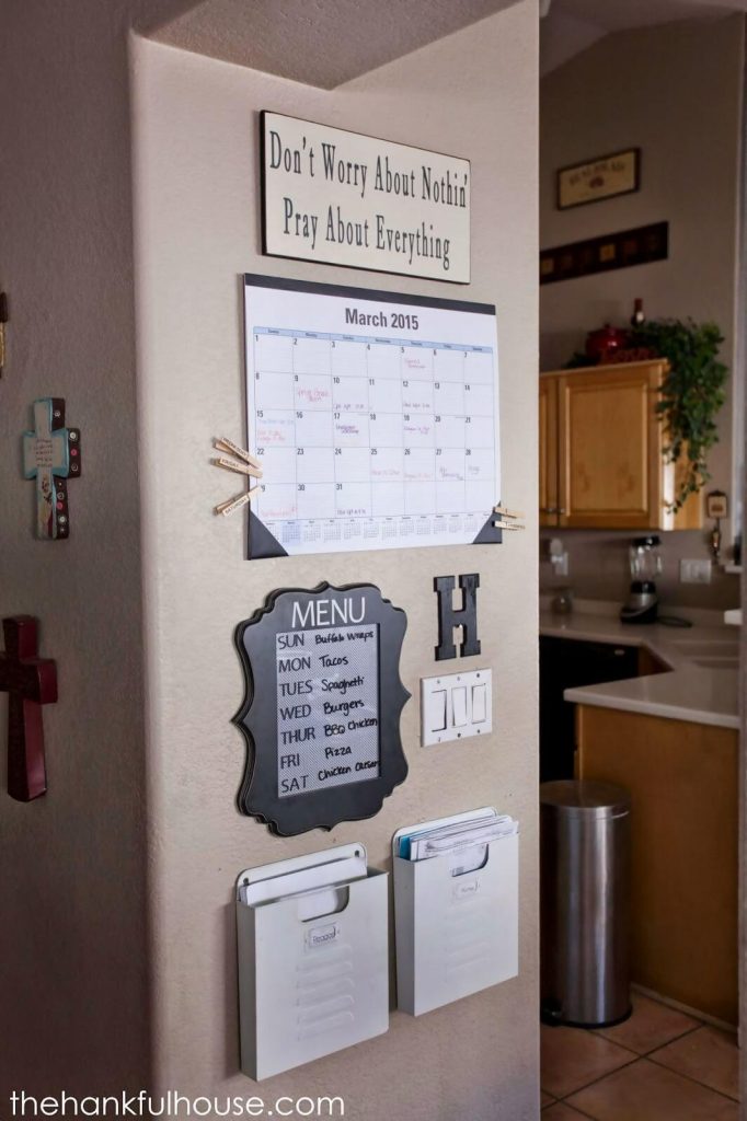 20+ Creative Family Command Center Ideas & Projects For 2024