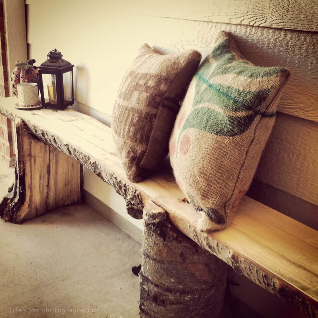 30+ Creative DIY Upcycled Trash Ideas & Projects (With Instructions)