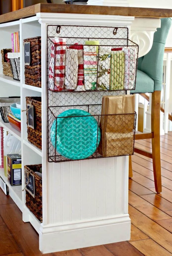 33+ Clever Ways to Clutter-Free Kitchen Countertops (Ideas & Designs)