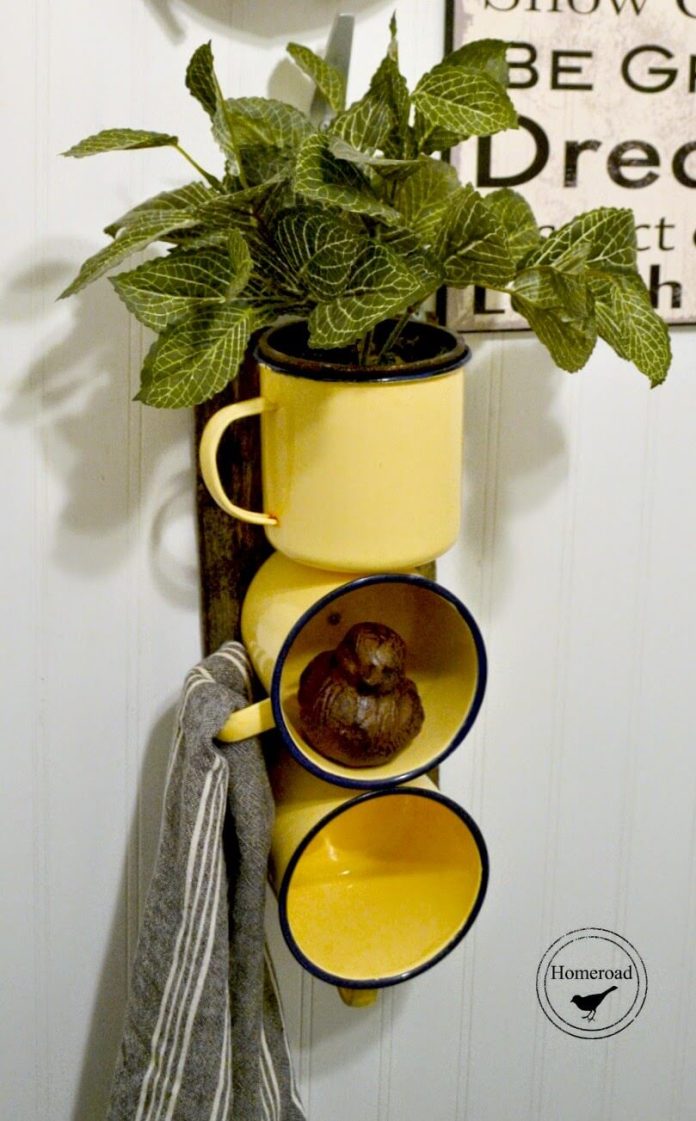 30+ Creative DIY Upcycled Trash Ideas & Projects (With Instructions)