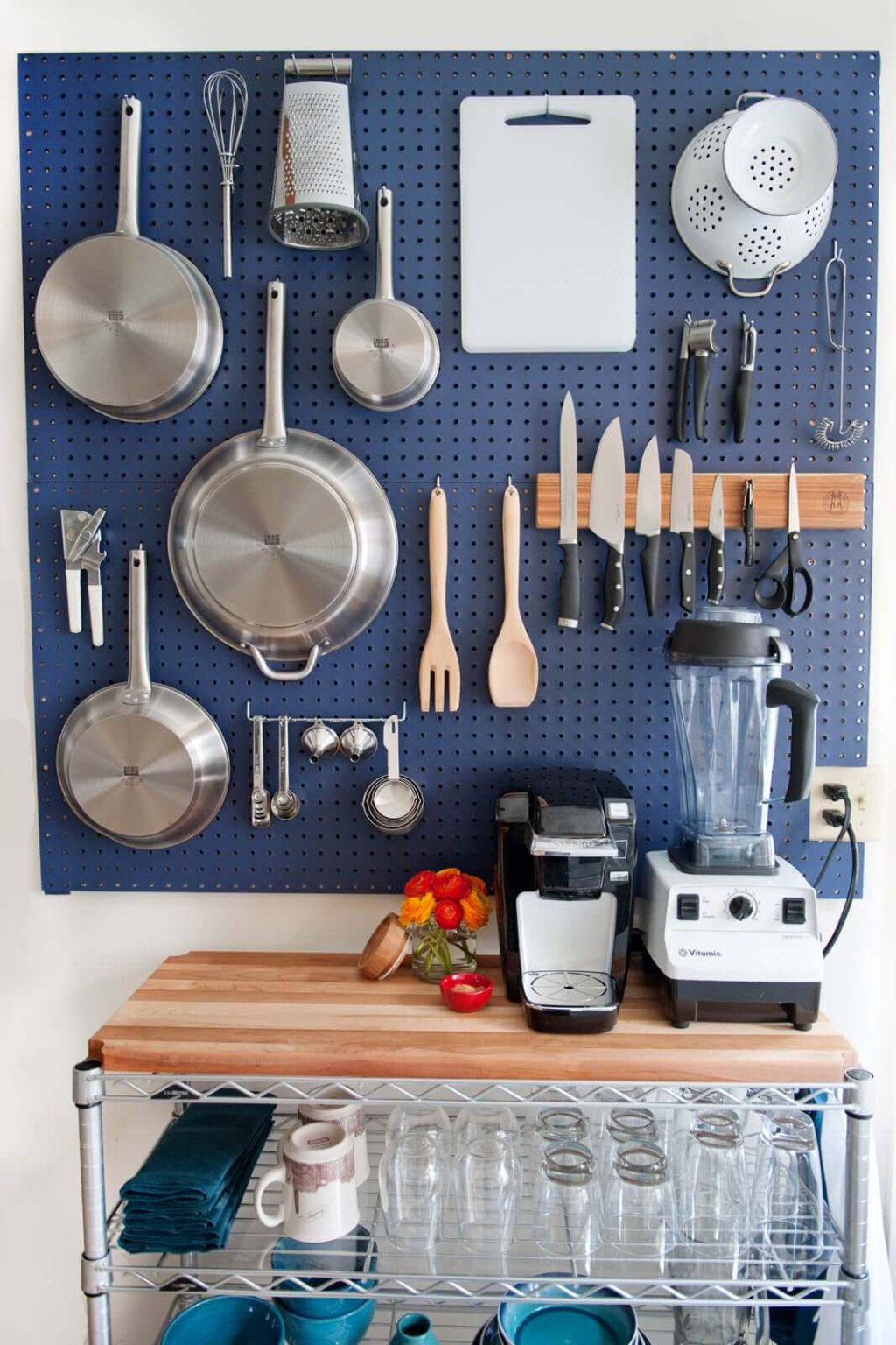 42+ Clever DIY Pegboard Ideas & Designs To Organize Your Room