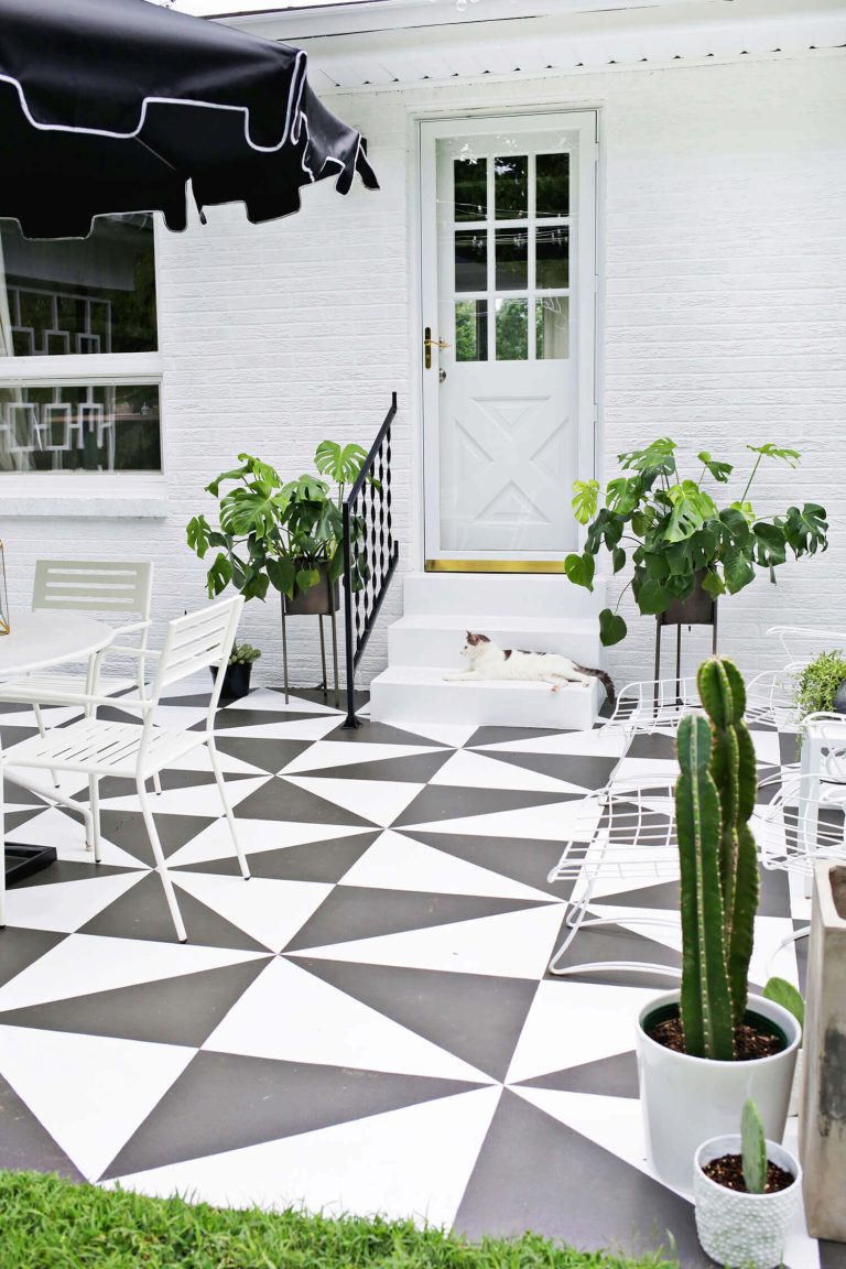 38+ Creative Patio & Garden Floor Decorating Ideas With Patterns For 2024