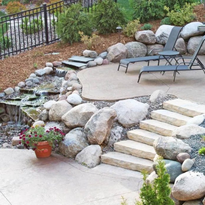 38+ Creative Patio & Garden Floor Decorating Ideas With Patterns For 2024