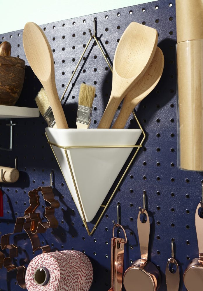 25+ Practical Tips to Easily Organize Your Baking Supplies For 2024