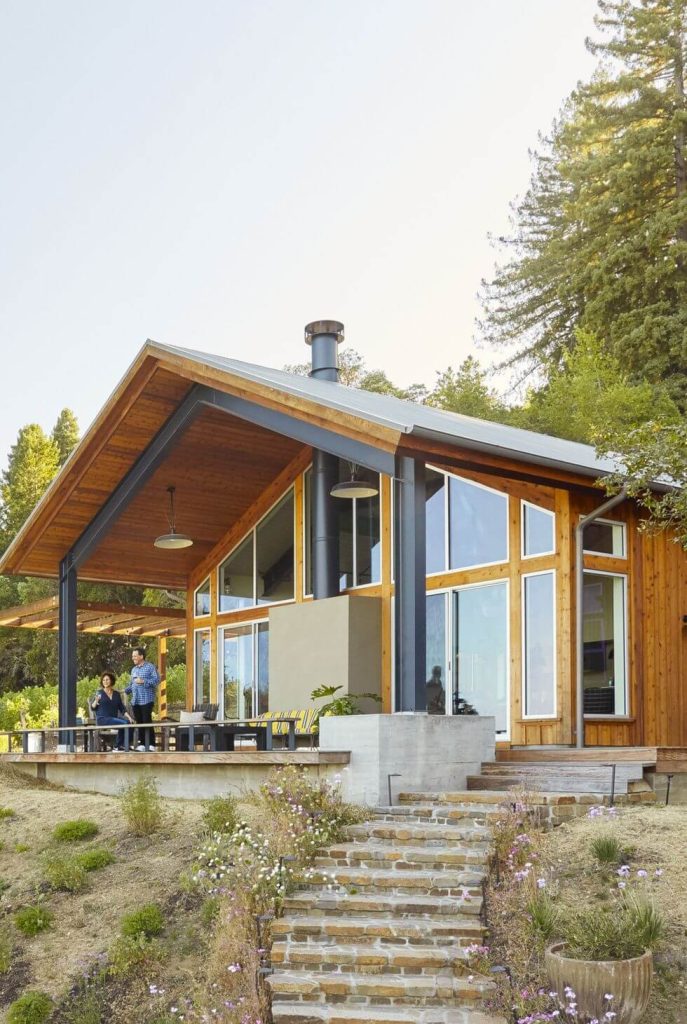 27+ Awesome Farmhouse Backyard Landscaping Ideas & Designs In 2024