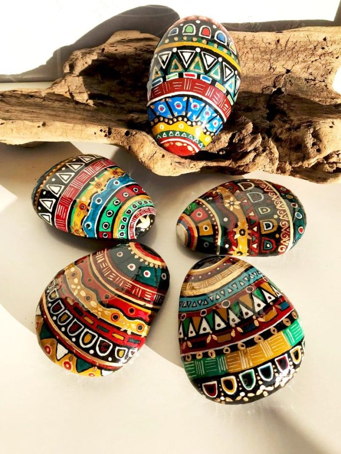 101+ Fun and Easy DIY Painted Rock Ideas & Designs For Kids