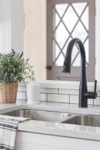 30 Farmhouse Kitchen Ideas On A Budget And More – FarmFoodFamily