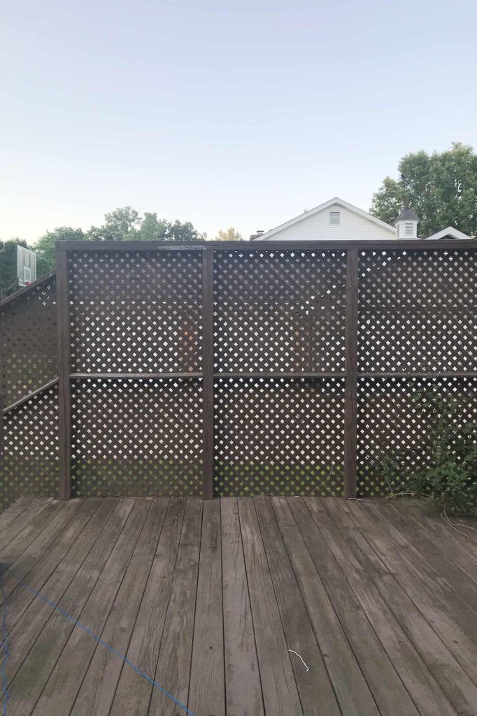23+ Best Lattice Fence Ideas and Designs For Your Garden and Backyard