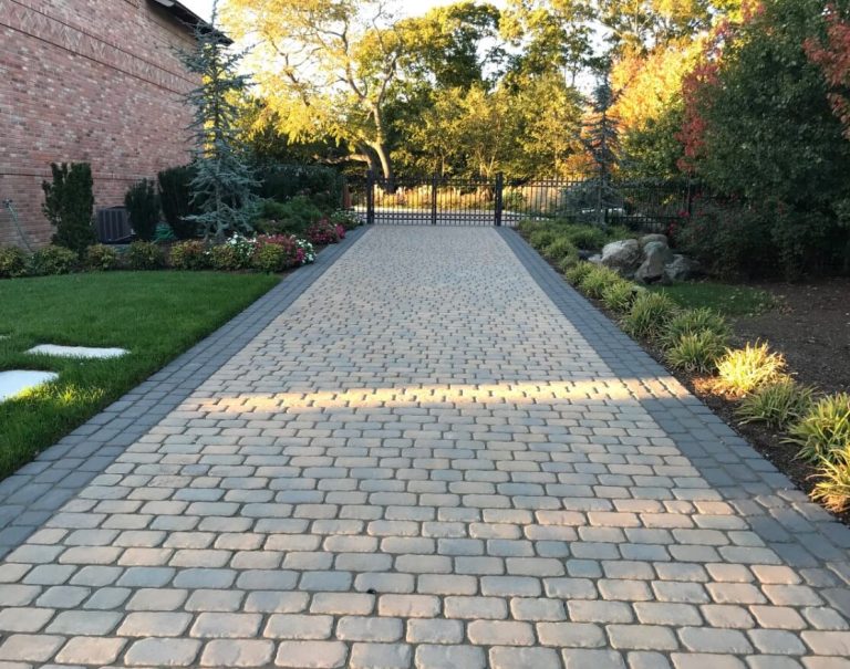 20+ Best Driveway Ideas and Designs On A Budget (With Pictures) 2024