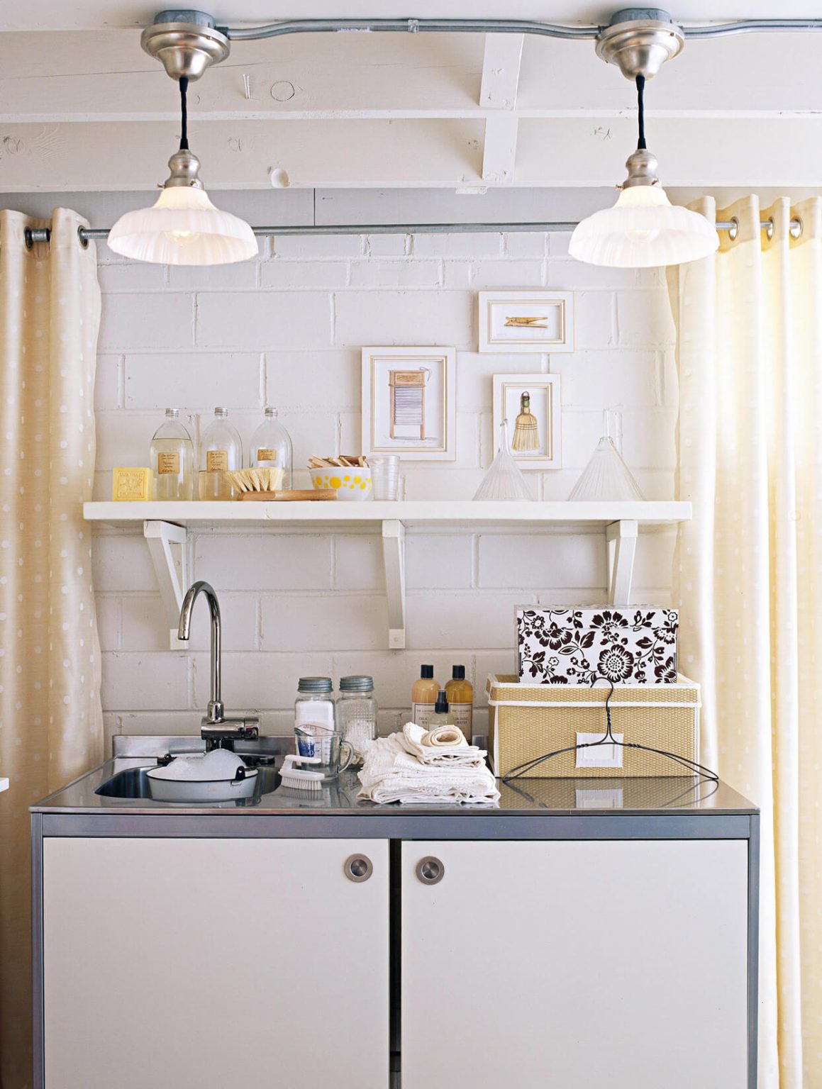 25+ Awesome Basement Lighting Ideas & Designs For 2024