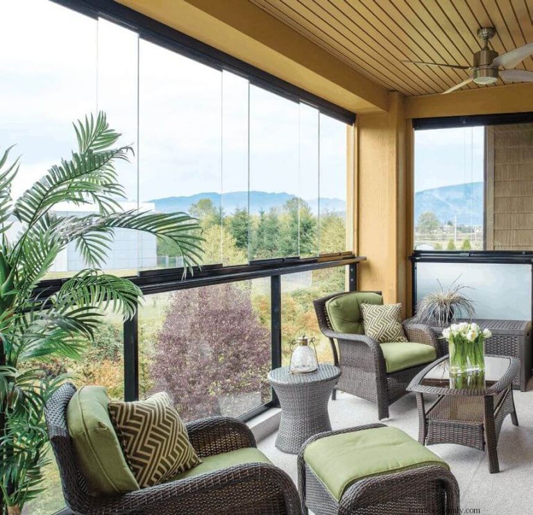 31+ Best Tiny Condo Balcony Patio Ideas & Designs For Privacy 2024