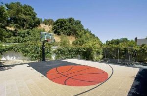 25+ Best Backyard Basketball Court Ideas and Designs – FarmFoodFamily