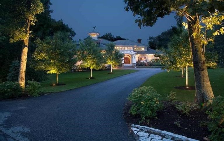 25+ Best Driveway Lighting Ideas and Designs For Your Outdoor (2024)