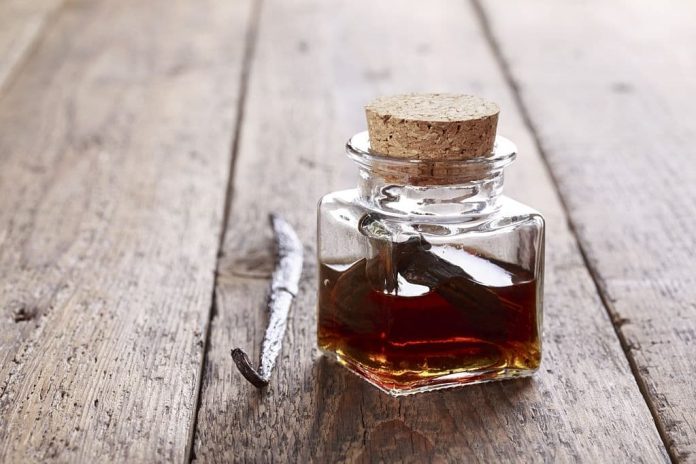 15 Unique Ways to Use Vanilla Extract - FarmFoodFamily