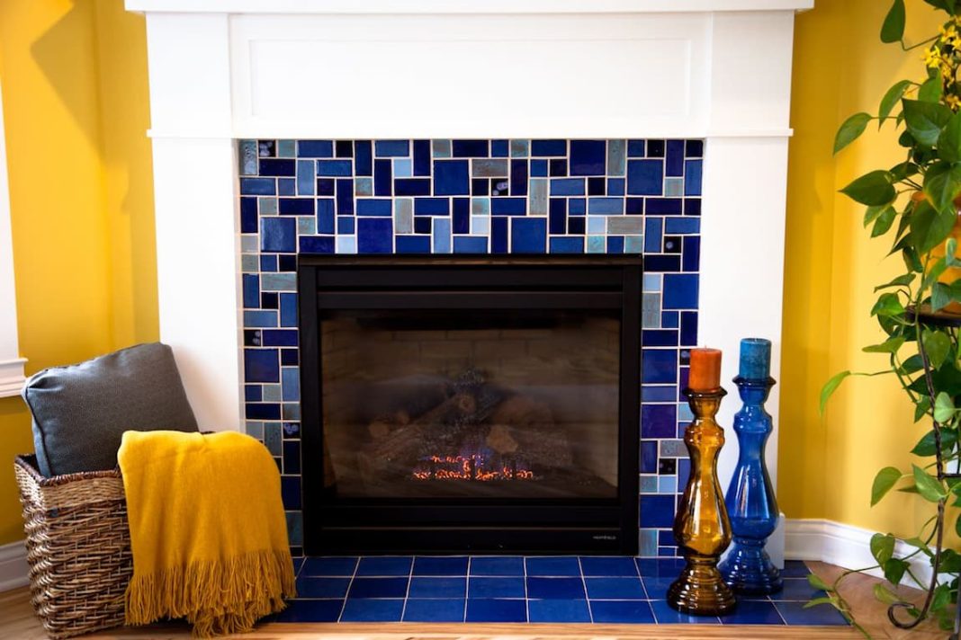 53+ Best Fireplace Tile Ideas and Designs (With Pictures) For 2024