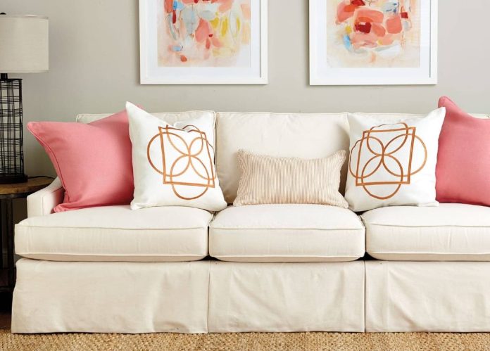 What Cushions and Pillows Go with a Beige Sofa? (25 Ideas for 2024)