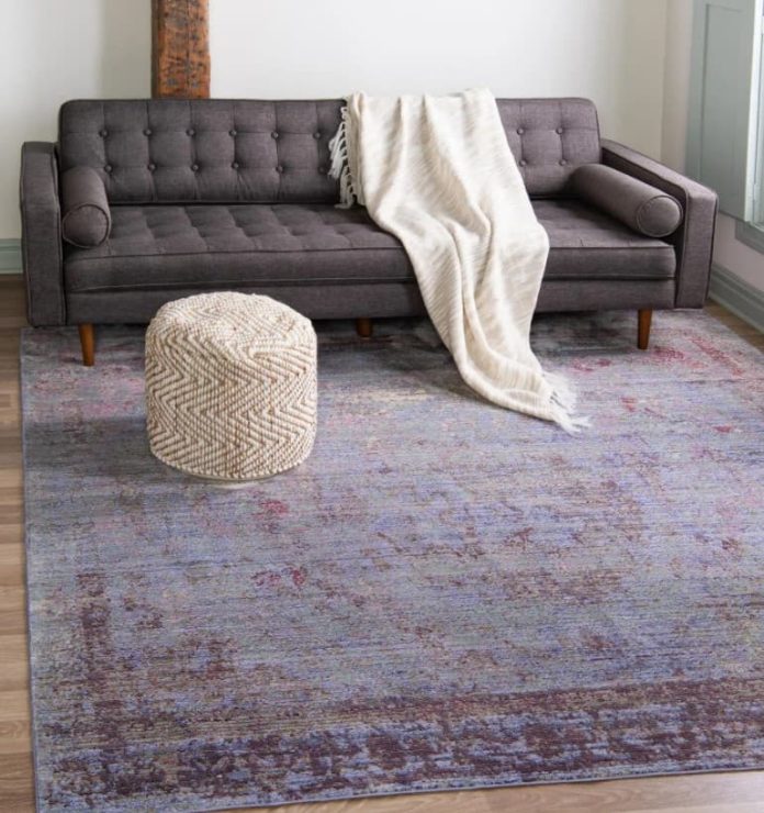 What Color Rug Goes With A Gray Couch? (30 Best Options)