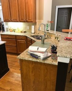 35+ Best Kitchen Peninsula Ideas and Designs (With Layouts) For 2024