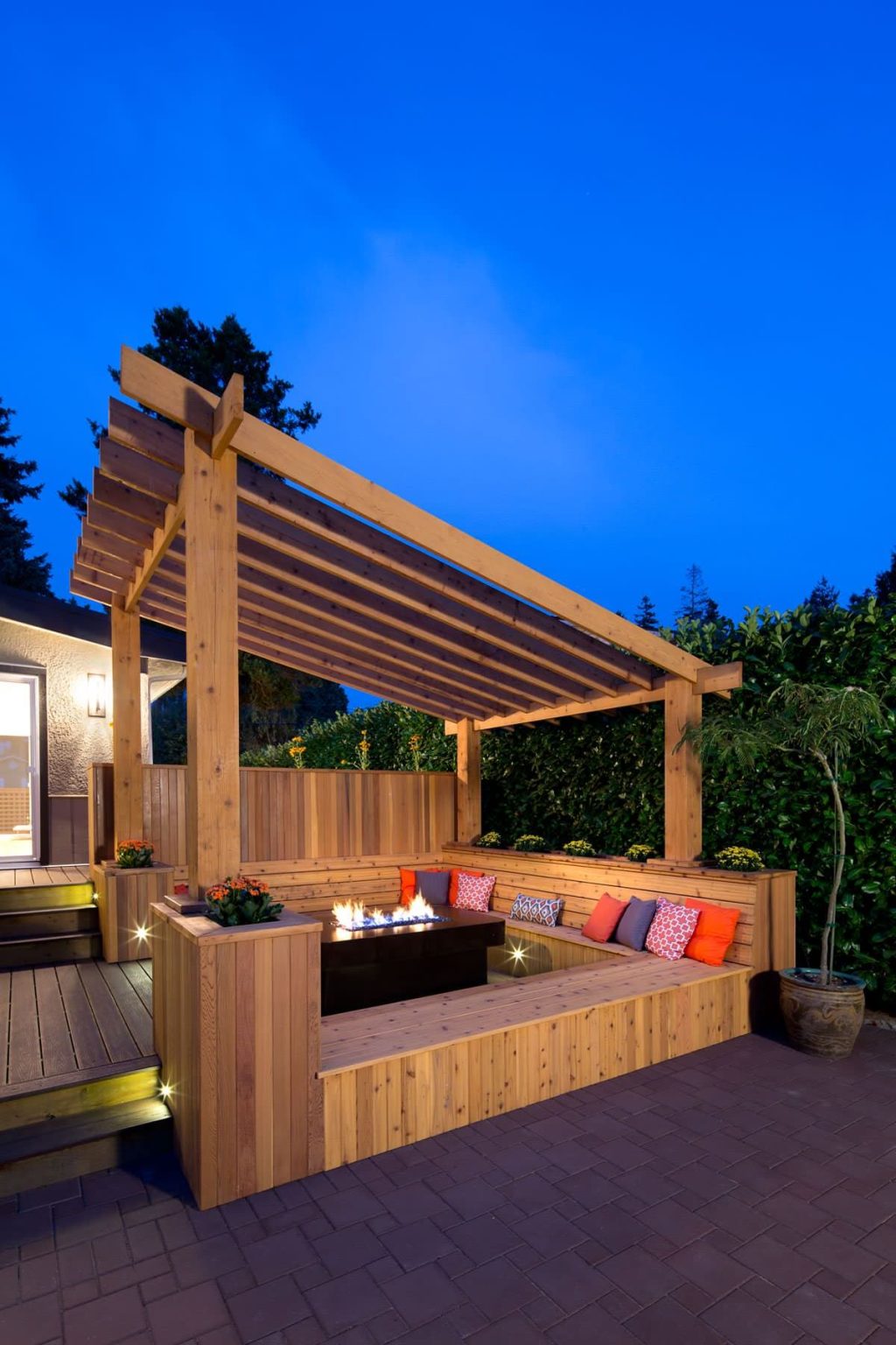 35+ Best Deck Shade Ideas and Designs (With Pictures) For 2024