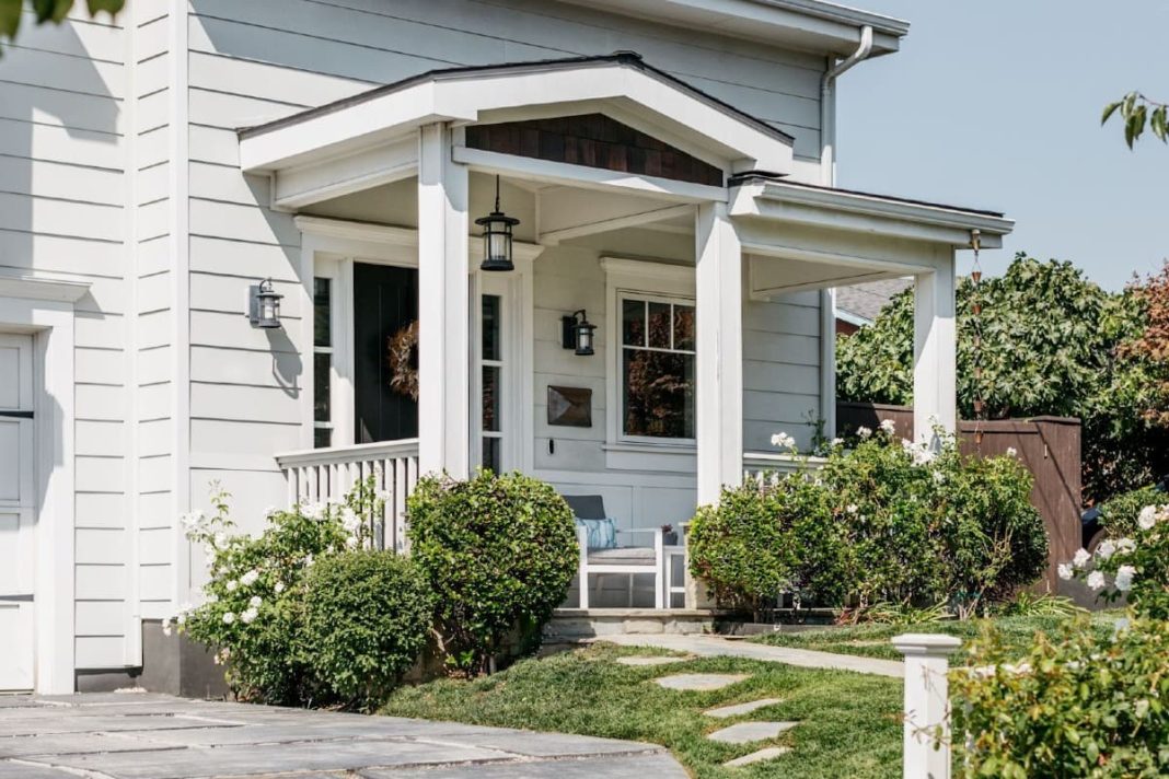 17 Different Types Of Porches (With Pictures) - FarmFoodFamily