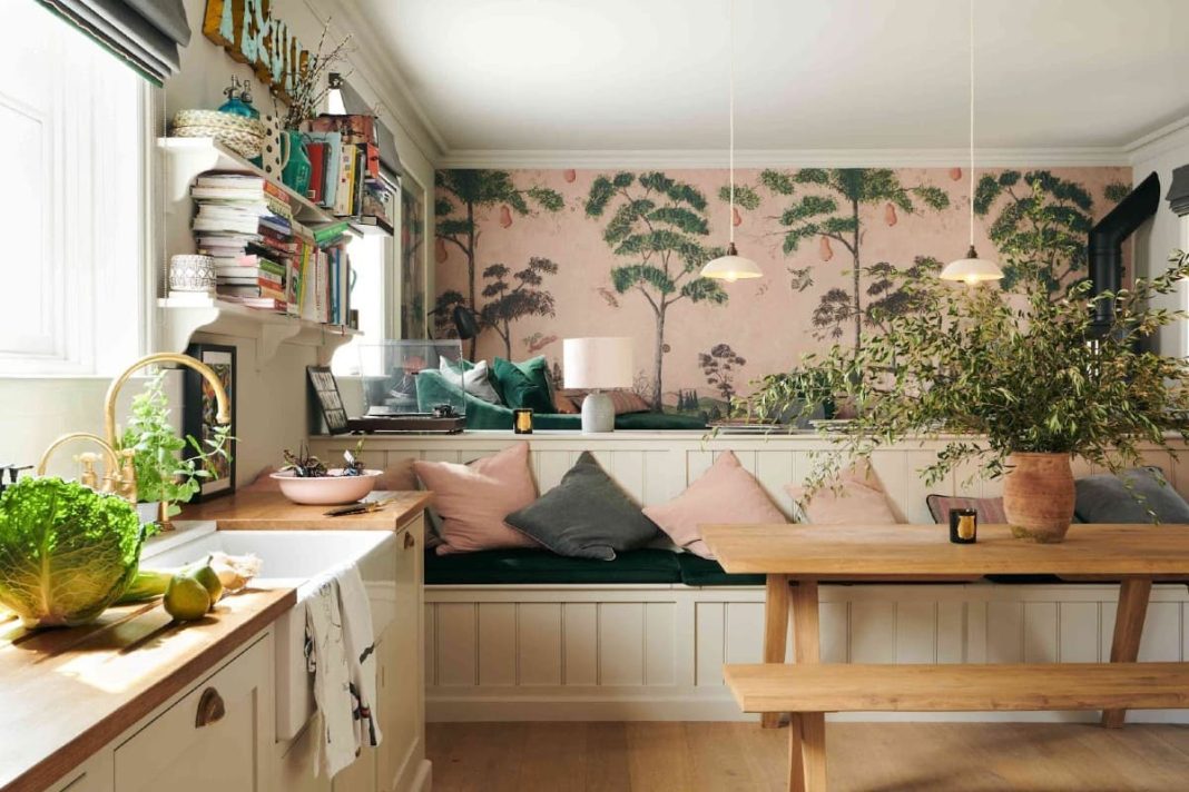35+ Beautiful Kitchen Wallpaper Ideas and Designs (With Pictures)