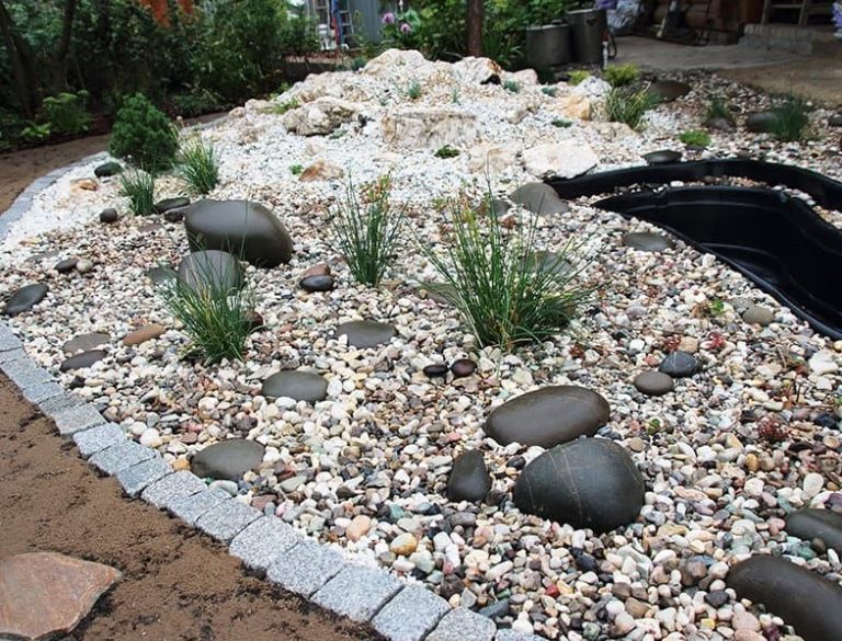 35+ Beautiful Rock Garden Ideas and Designs (With Pictures)