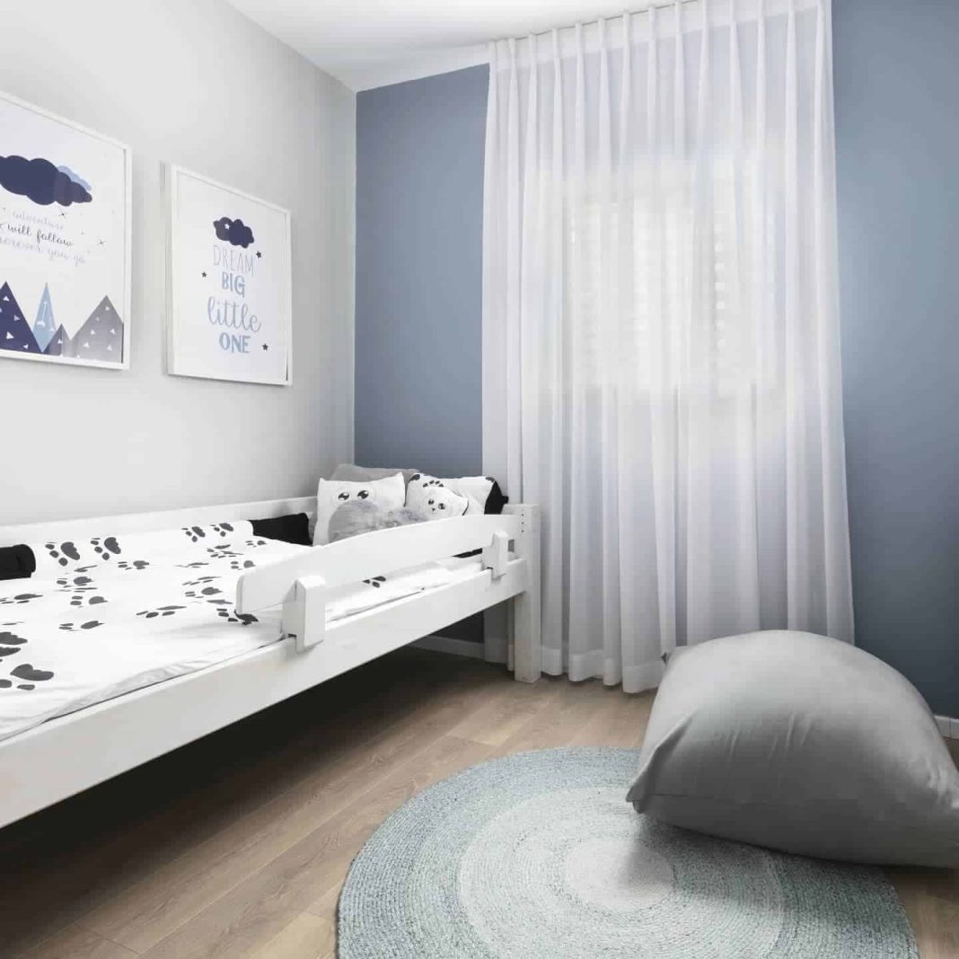 35+ Beautiful Blue and Gray Bedroom Ideas and Designs (With Photos)