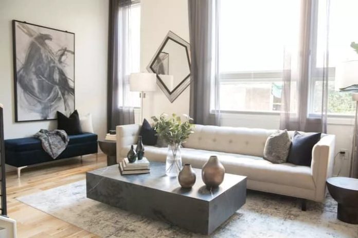 25+ Beautiful White Couch Living Room Ideas and Designs (With Photos)