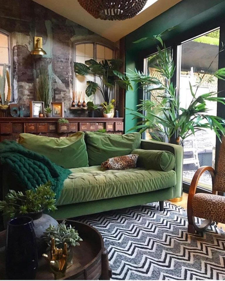 25+ Beautiful Green Couch Living Room Ideas and Designs (With Pictures)