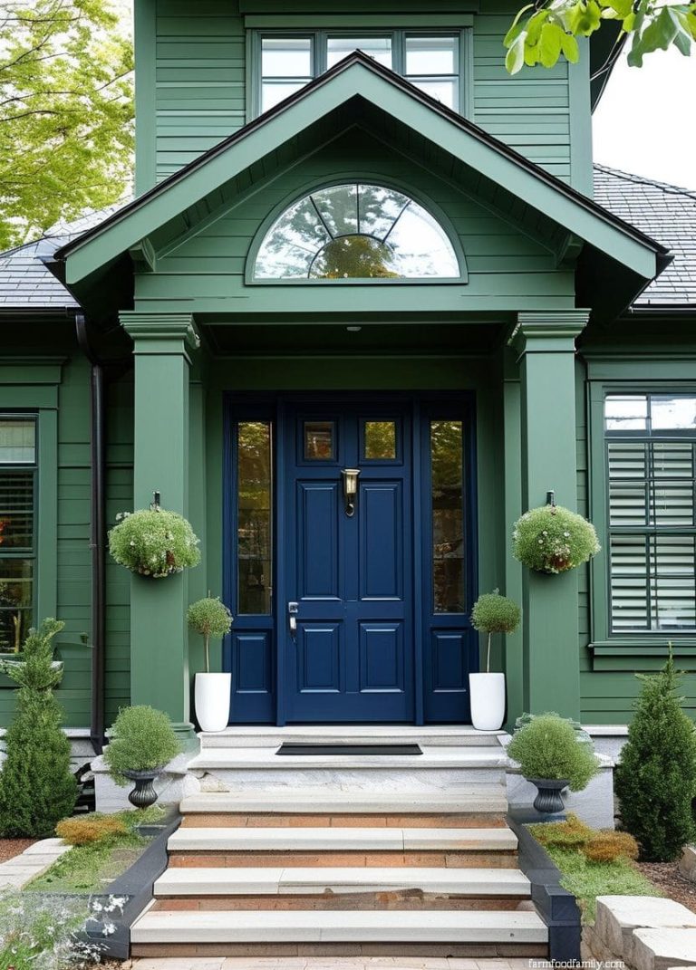 45+ Vibrant Front Door Colors for Green Houses to Make Your Home Stand ...