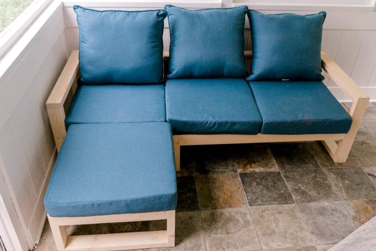 35+ Easy and Creative DIY Couch Ideas and Plans (Photos)