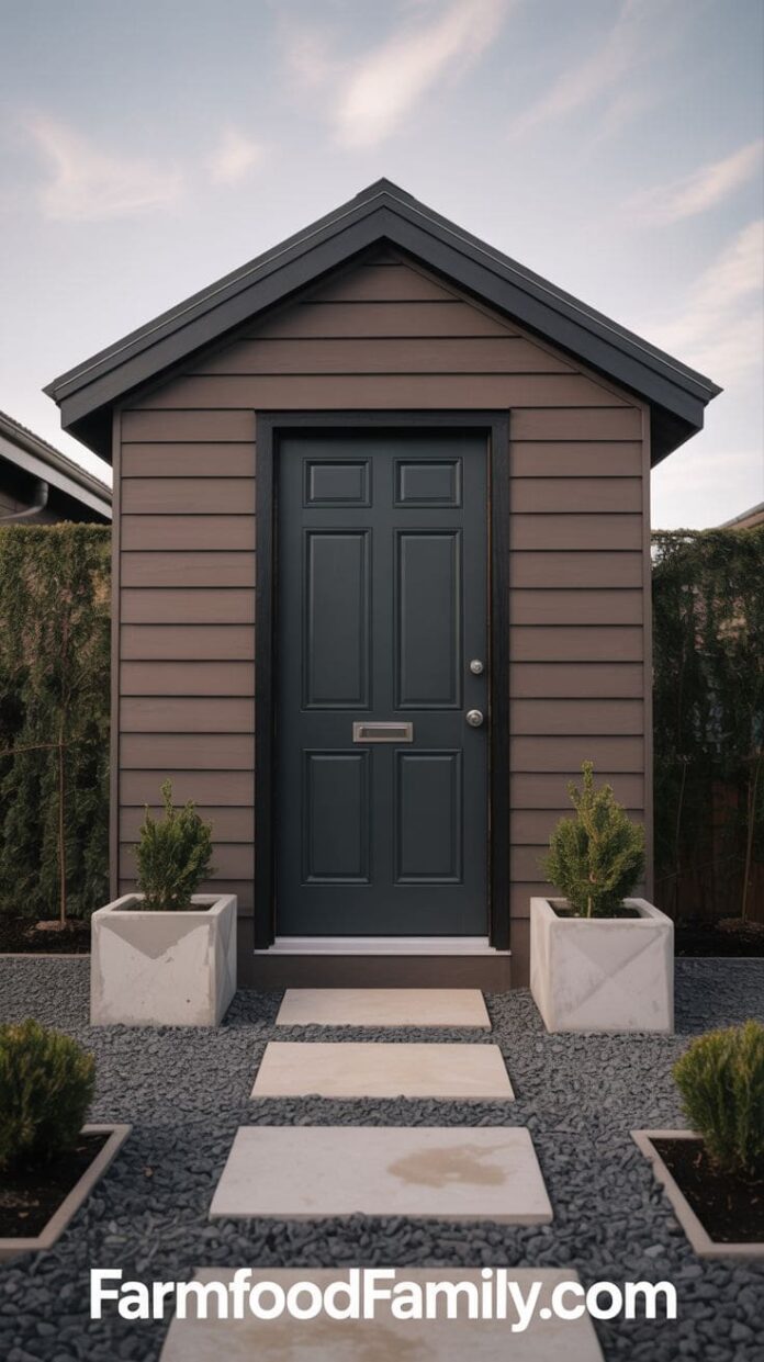 35+ Bold Front Door Colors for Brown Houses That Wow Your Neighbors 2026