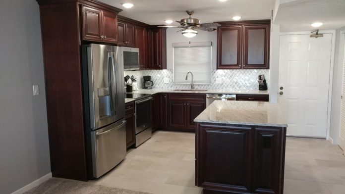 What Color Flooring Goes Well with Cherry Cabinets?