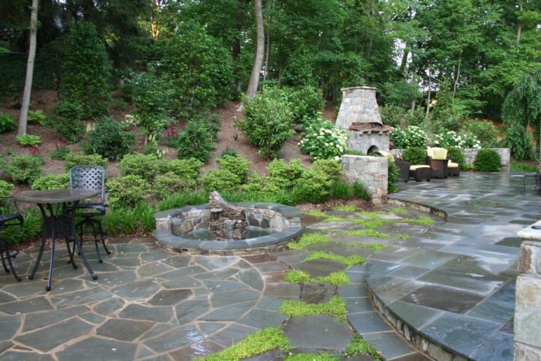 20 Stunning Flagstone Patio Ideas and Designs (With Pictures)