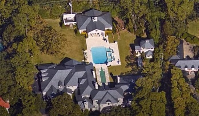 Joel Osteen's House: Characteristics, History, and More